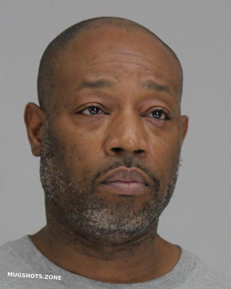 FRANKLIN DERRICK 03/28/2022 - Dallas County Mugshots Zone
