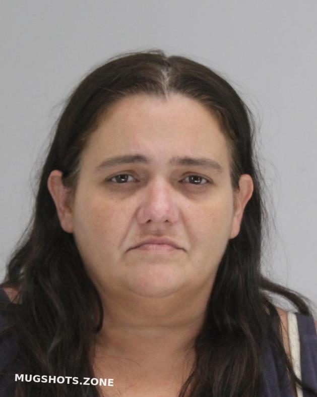 DAVIS LEAH 03/31/2022 - Dallas County Mugshots Zone