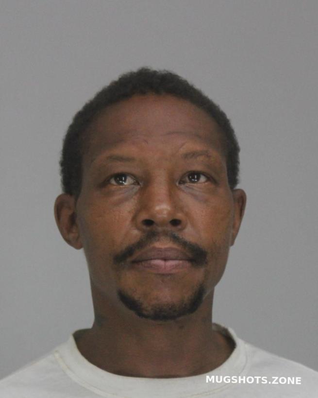 MITCHELL RANDOLPH 04/29/2022 - Dallas County Mugshots Zone