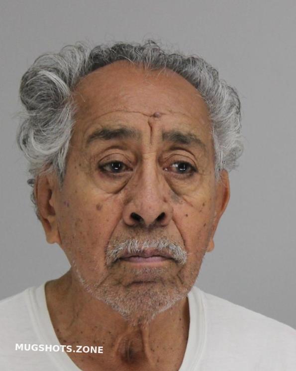 SOLIS MOSES 05/02/2022 - Dallas County Mugshots Zone