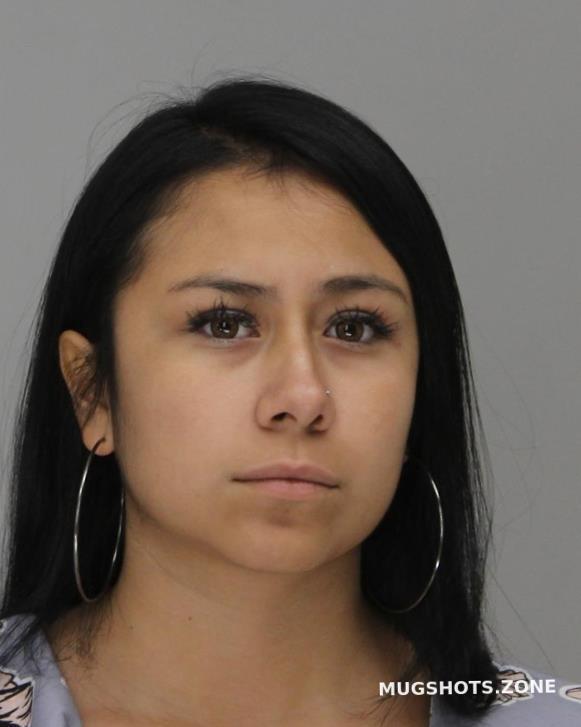 LARA-LICEA VANESSA 05/15/2022 - Dallas County Mugshots Zone