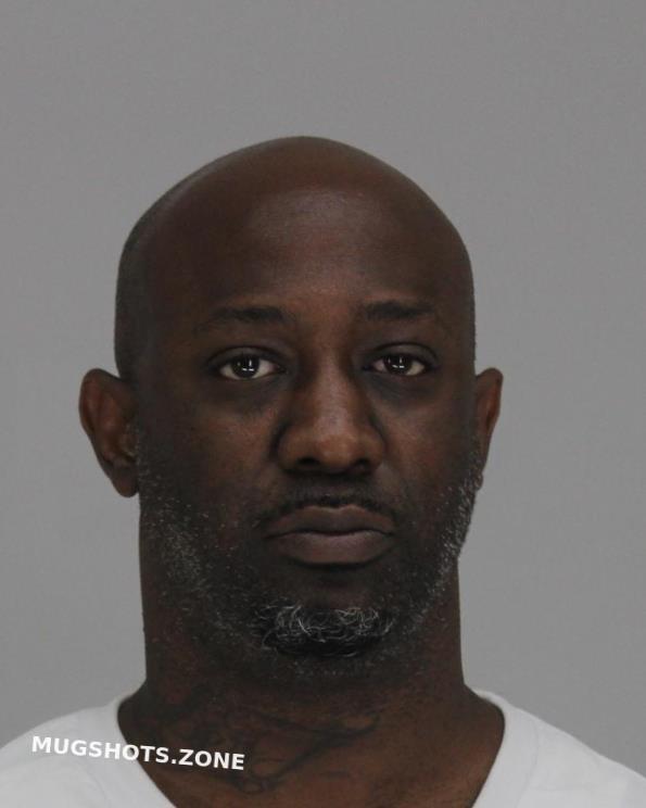 WARREN ROBERT 06/25/2022 - Dallas County Mugshots Zone