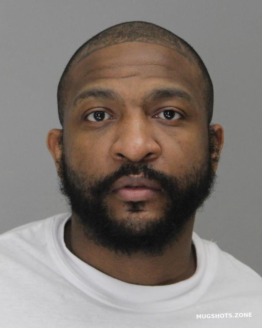 ISAAC REGINALD 08/25/2022 - Dallas County Mugshots Zone
