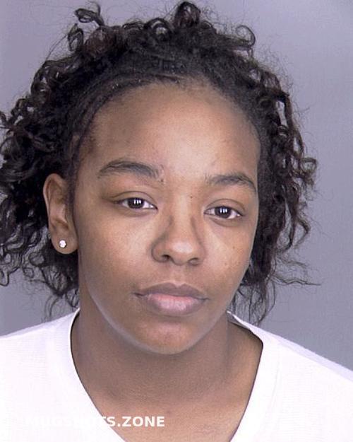 PIERCE SHAYLA 08/25/2022 - Dallas County Mugshots Zone