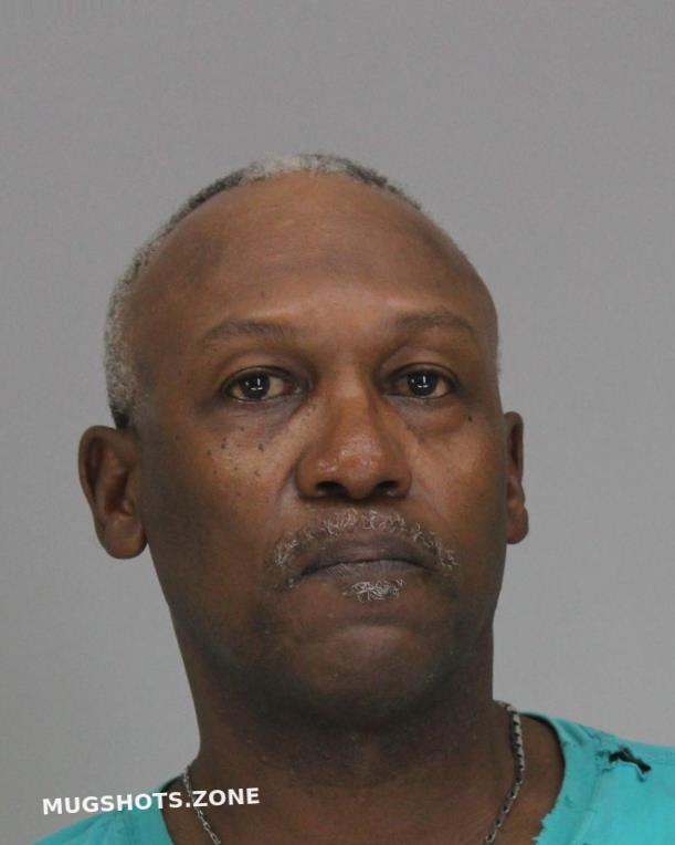DAVIS CEDRIC 09/27/2022 - Dallas County Mugshots Zone