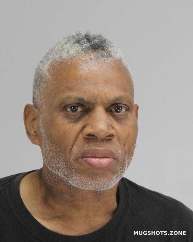 FERGUSON CLEO 10/04/2022 - Dallas County Mugshots Zone