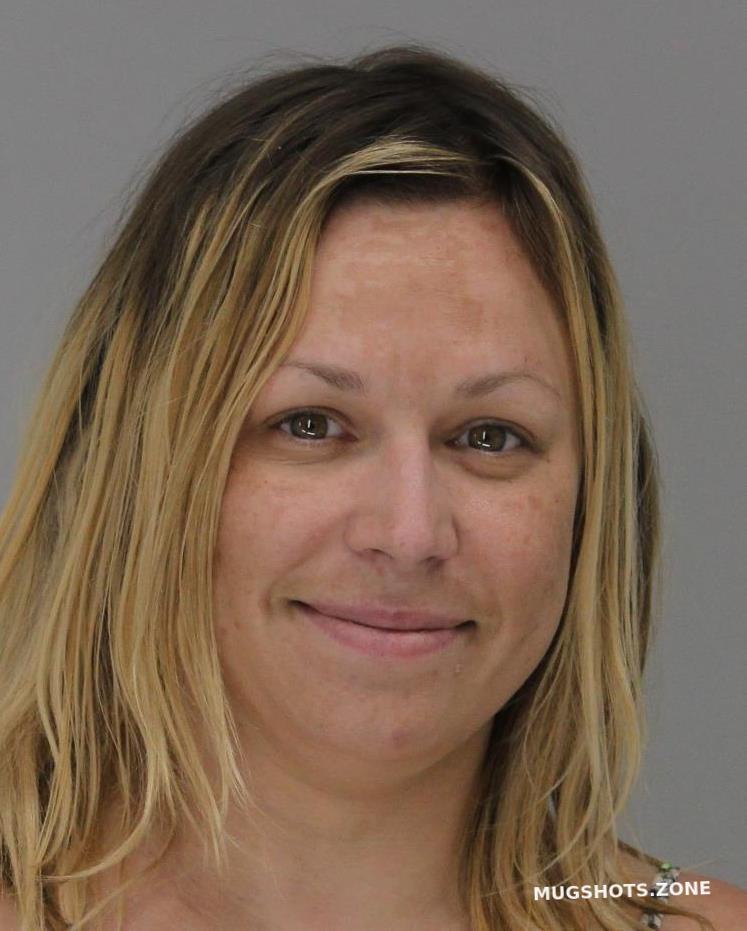 PLOEHN ALLISON 10/18/2022 - Dallas County Mugshots Zone