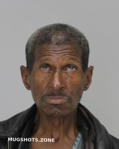 GIBBS LOUIS 11/22/2022 - Dallas County Mugshots Zone