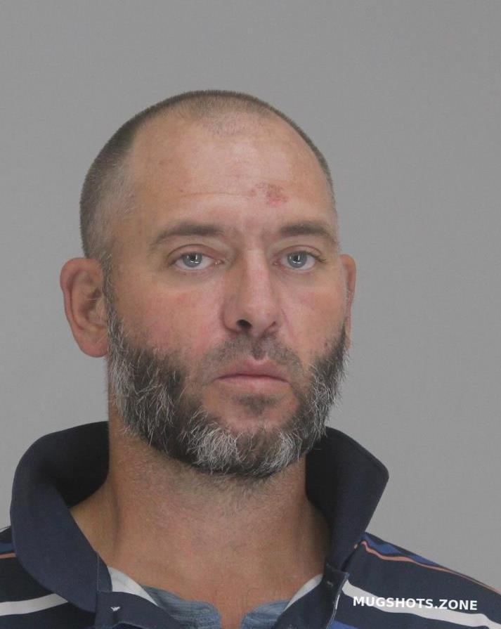 HUNTER ERIC 12/21/2022 - Dallas County Mugshots Zone