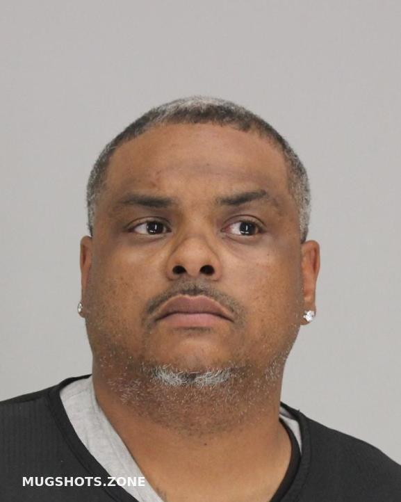 ROBERTSON BRANDON 03/19/2023 - Dallas County Mugshots Zone