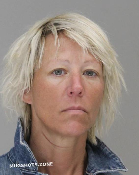 EVANS CALISTA 05/04/2023 - Dallas County Mugshots Zone