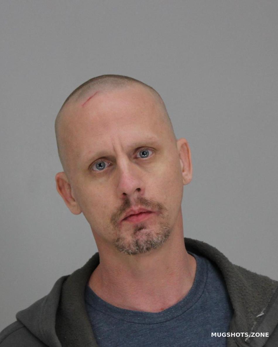 COURSON BRANDON 05/25/2023 - Dallas County Mugshots Zone