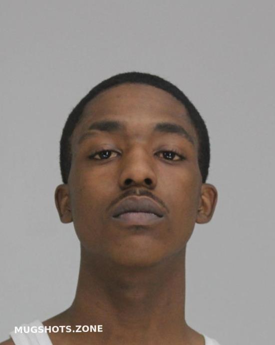 DAVIS TRAVON 06/26/2023 - Dallas County Mugshots Zone