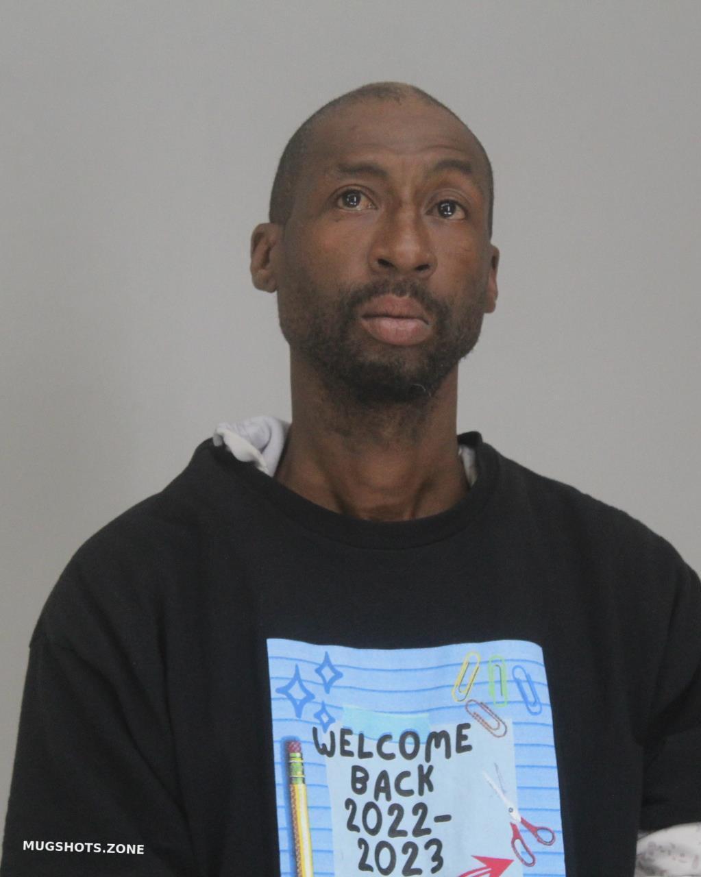 YOUNG DOMINIQUE 07/08/2023 - Dallas County Mugshots Zone