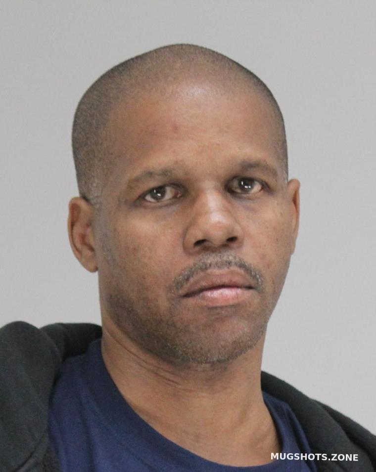 WARREN ANTHONY 04/11/2024 - Dallas County Mugshots Zone