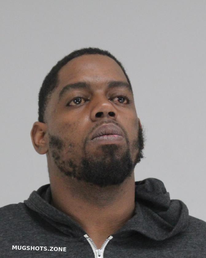 ROBERSON MARIO 09/27/2024 - Dallas County Mugshots Zone