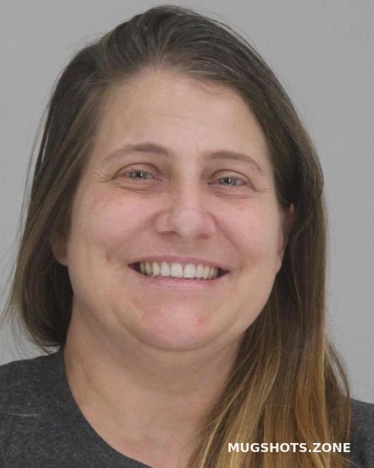BREWER DEBBIE 12/18/2024 - Dallas County Mugshots Zone