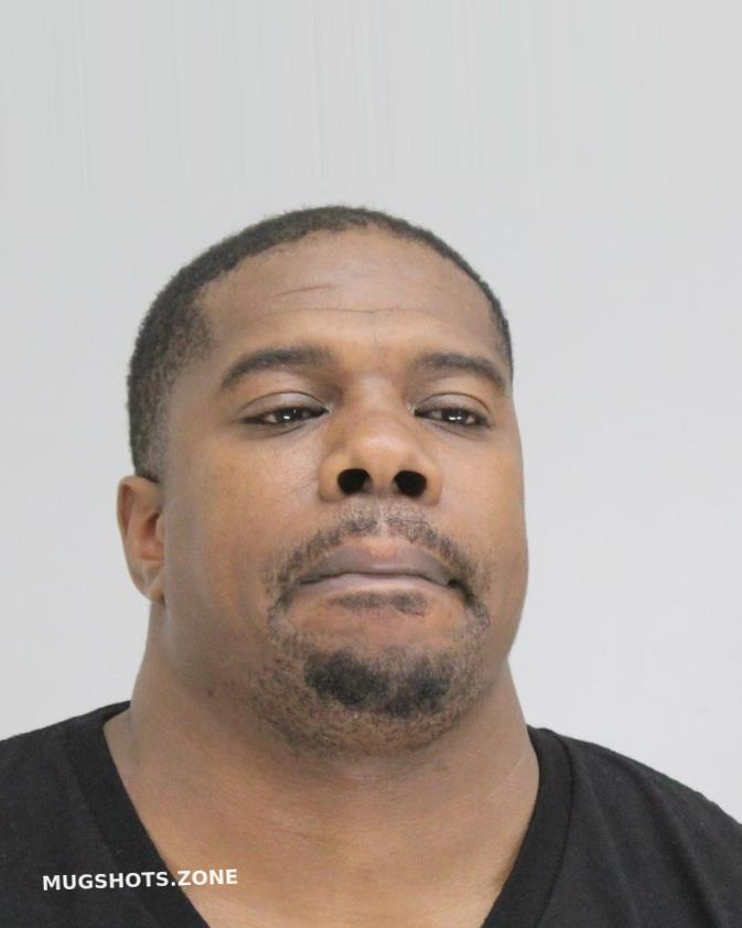 ROBERTS BLAKE 03/03/2025 - Dallas County Mugshots Zone