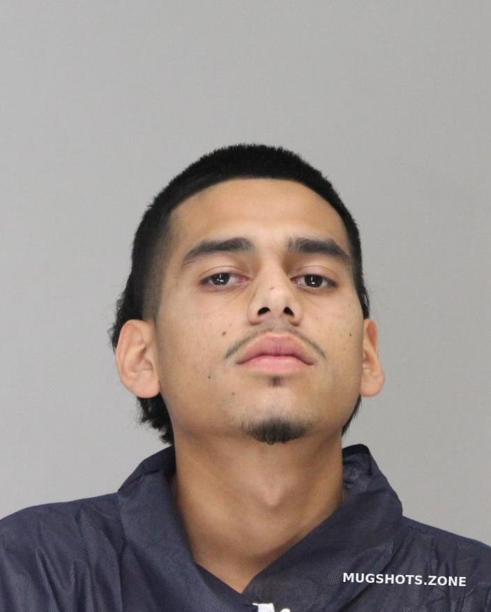 VELASQUEZ JONATHAN 03/30/2025 - Dallas County Mugshots Zone