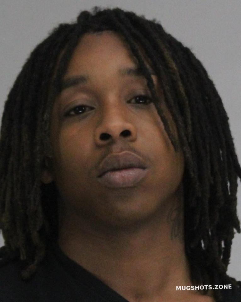 ROBINSON TRAYVION 04/18/2025 - Dallas County Mugshots Zone