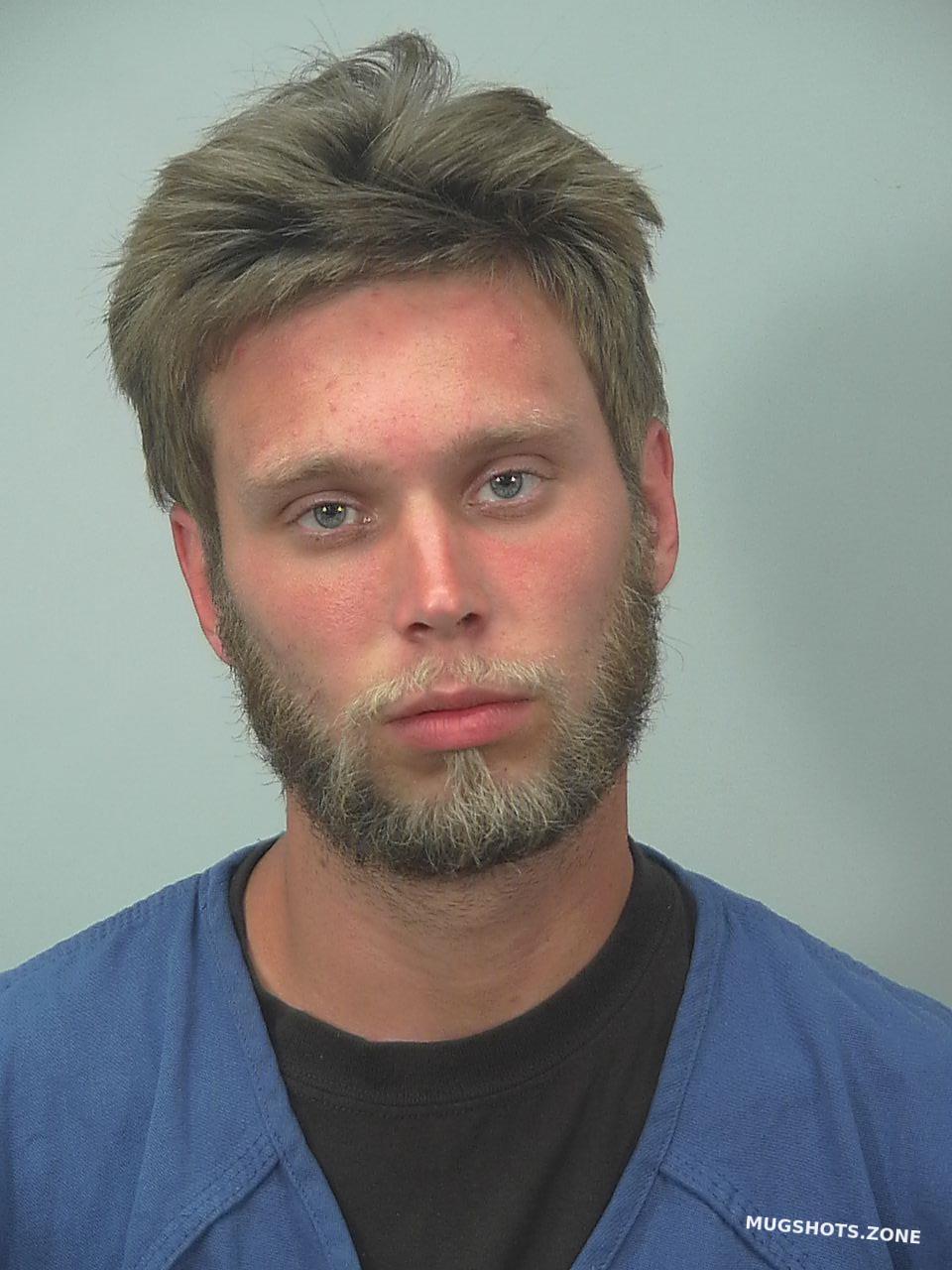 COPUS DUSTIN SCOTT 11/20/2021 - Dane County Mugshots Zone