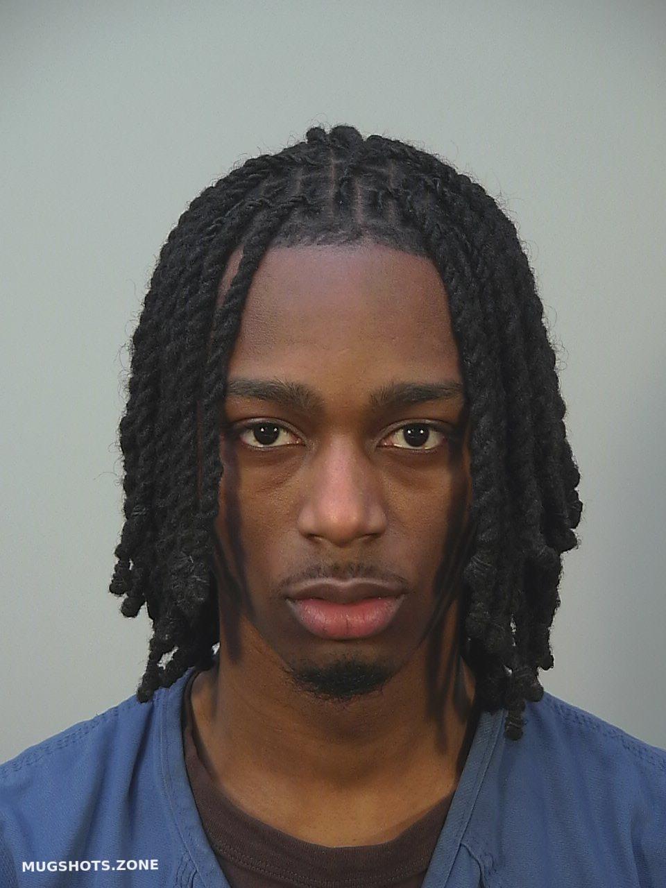 SPIVEY DONALD RONALDDWAYNE 11/23/2021 - Dane County Mugshots Zone