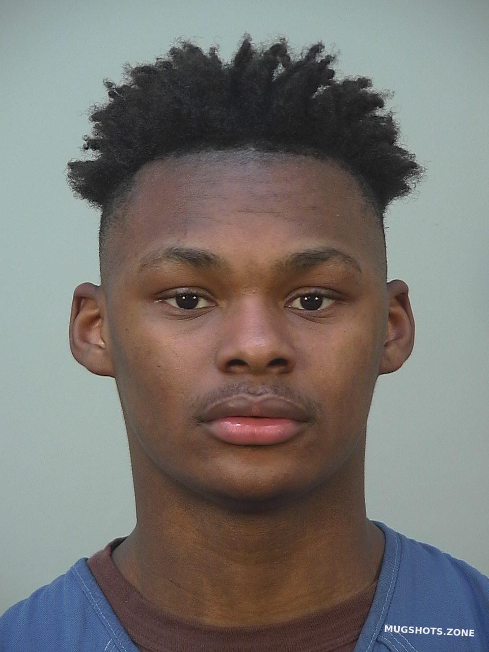 BELL LORENZO ANTWAN 11/29/2021 - Dane County Mugshots Zone