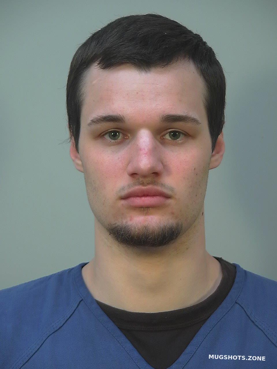 ESSELMAN RILEY JAMES 12/01/2021 - Dane County Mugshots Zone