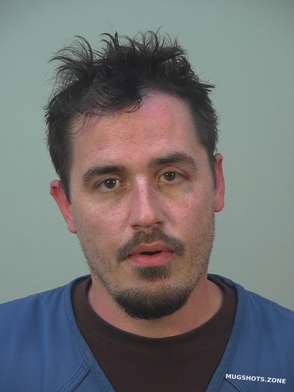 SCHULTZ DUSTIN MATTHEW 08/27/2022 - Dane County Mugshots Zone