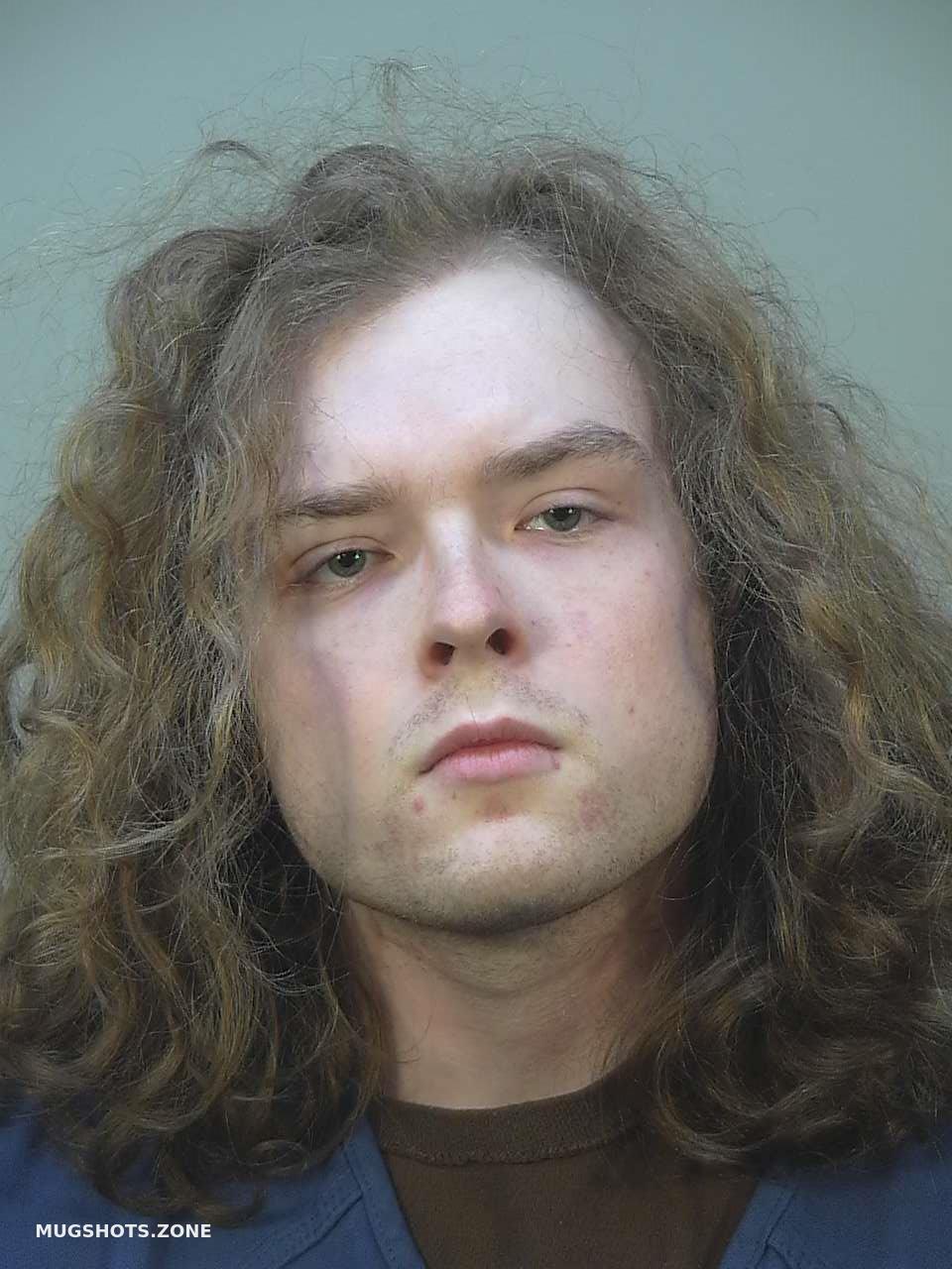 ROBINSON DYLAN JAMES 09/21/2022 - Dane County Mugshots Zone