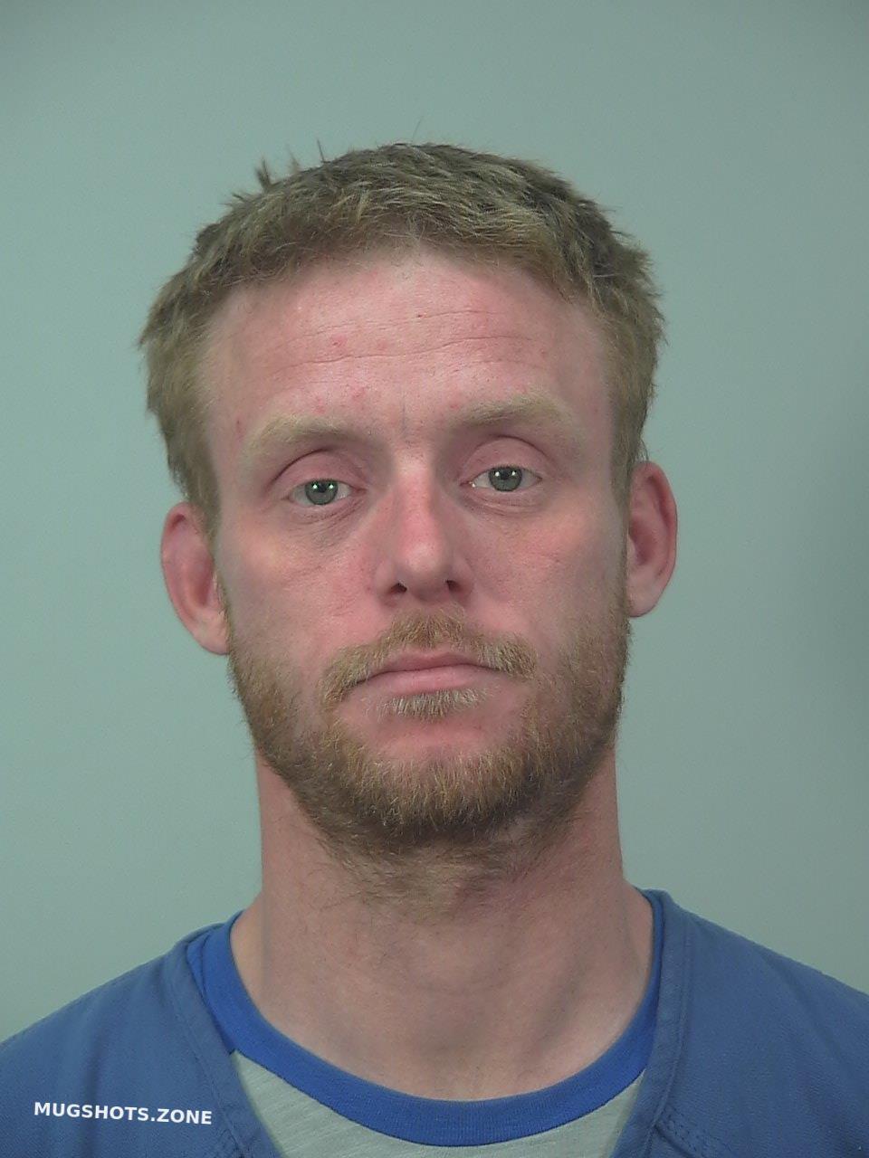 DELAGRAVE GARRETT MATTHEW 09/23/2022 - Dane County Mugshots Zone