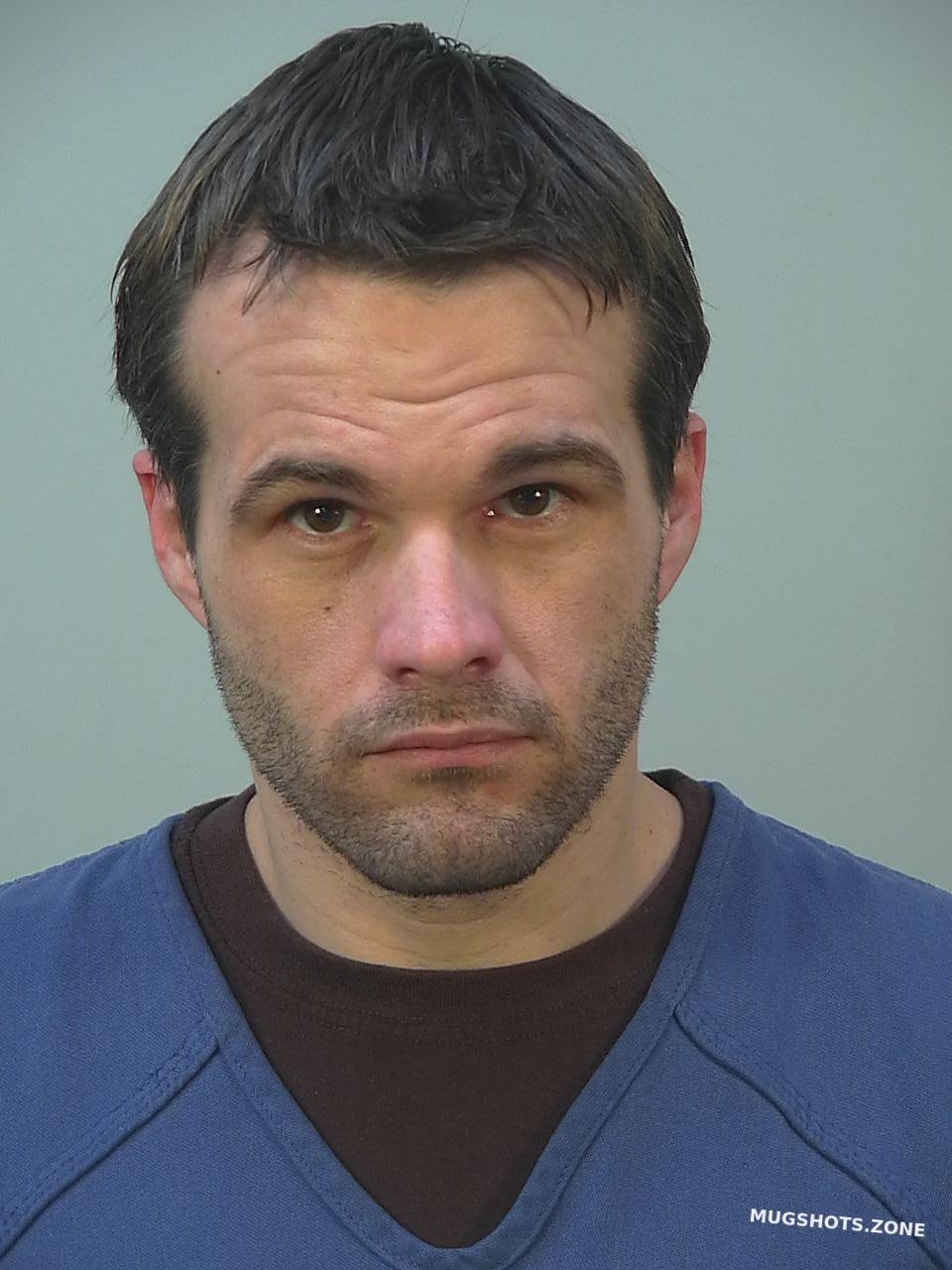 MILLER AARON ANTHONY 10/03/2022 - Dane County Mugshots Zone