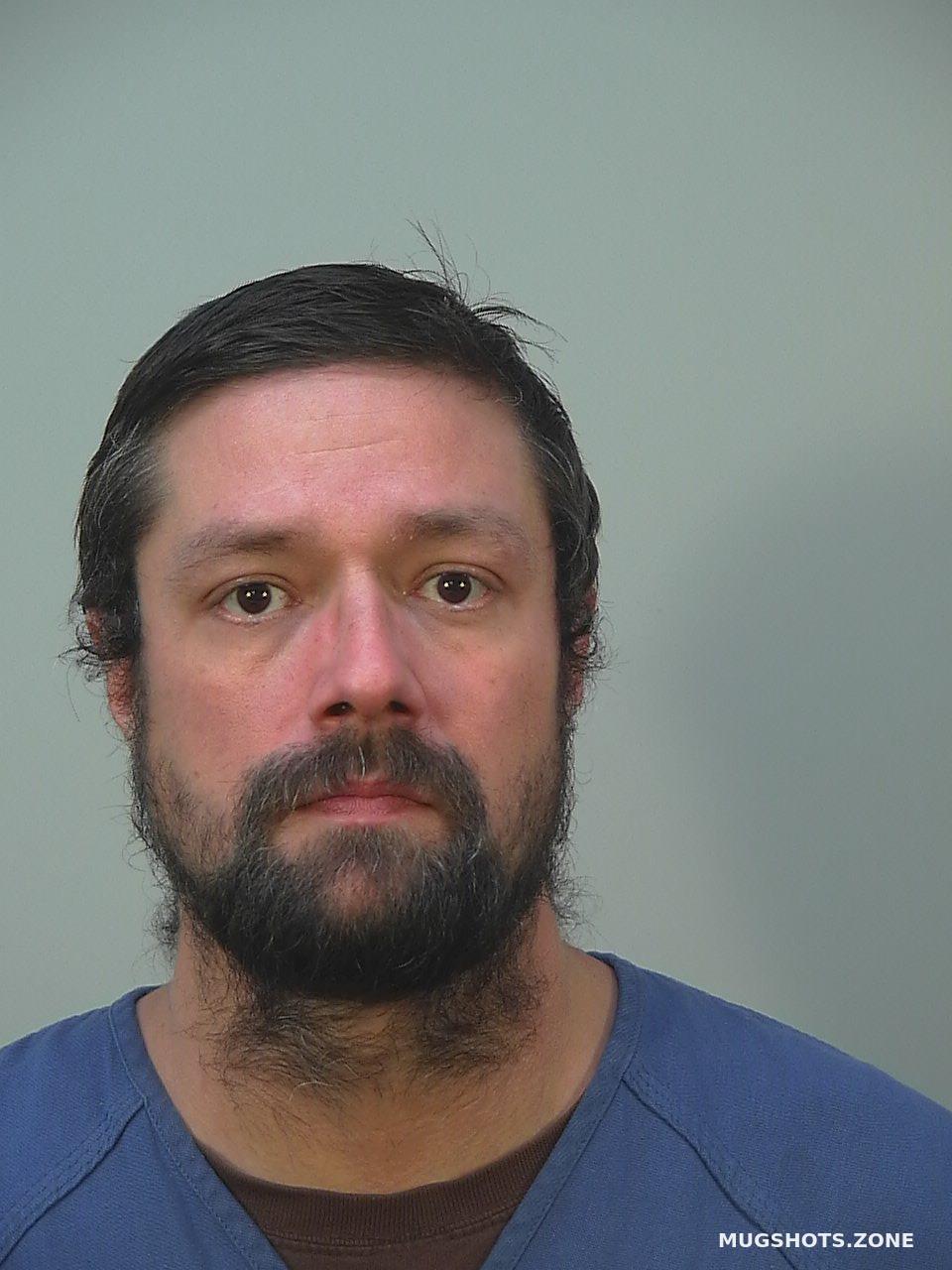 DENIS WILLIAM ROGER 11/05/2022 - Dane County Mugshots Zone