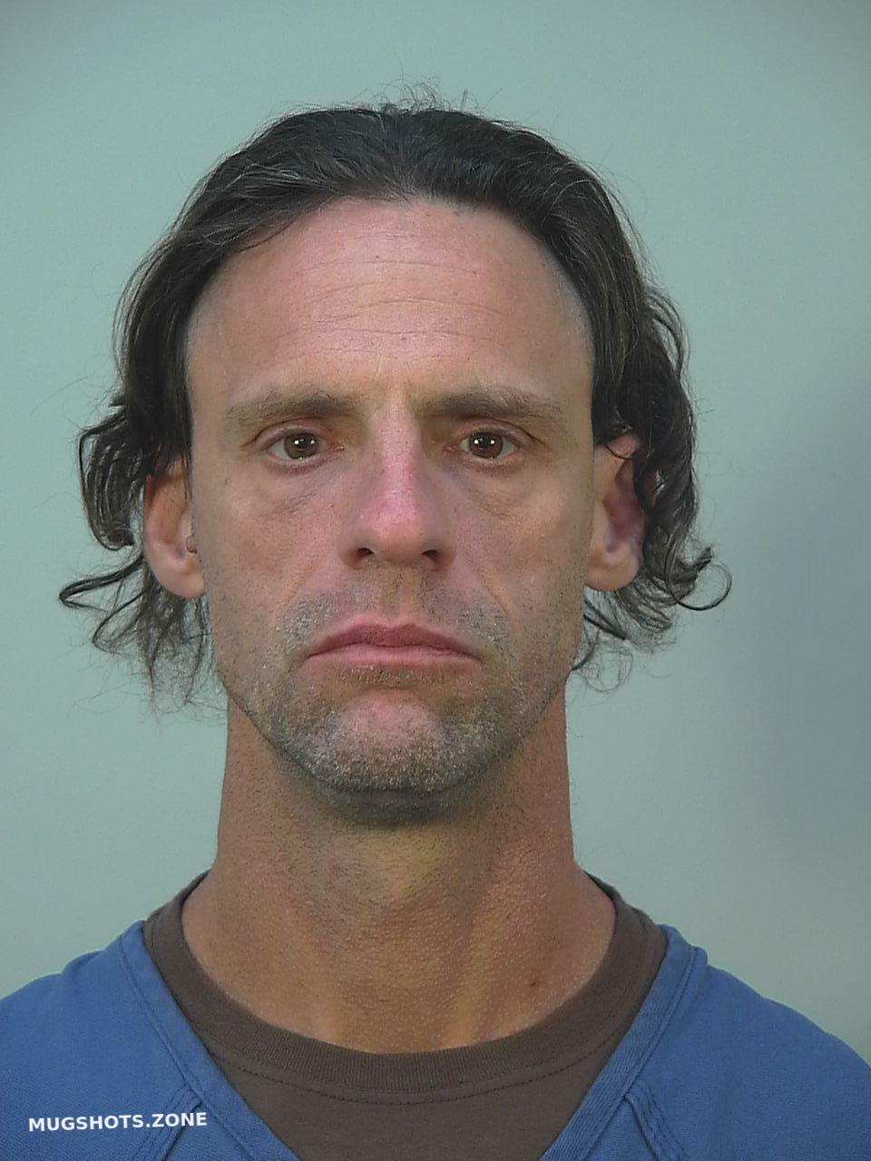 DAVIS NATHAN GENE 11/15/2022 - Dane County Mugshots Zone