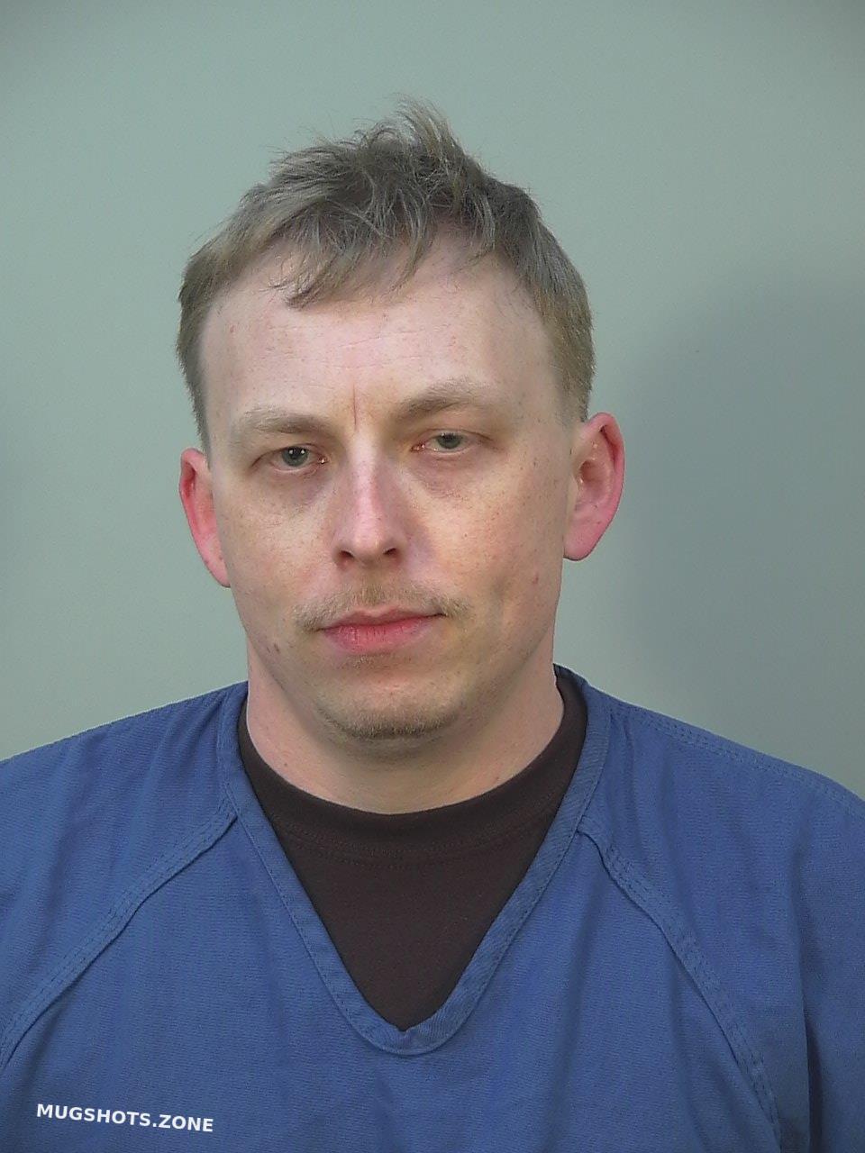 BOYES TYLER SEANLEONARD 12/22/2022 - Dane County Mugshots Zone