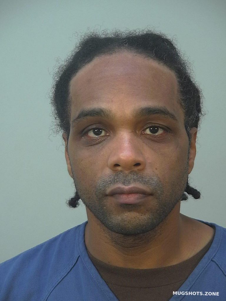 SMITH TRAVIS DEVON 04/27/2024 - Dane County Mugshots Zone