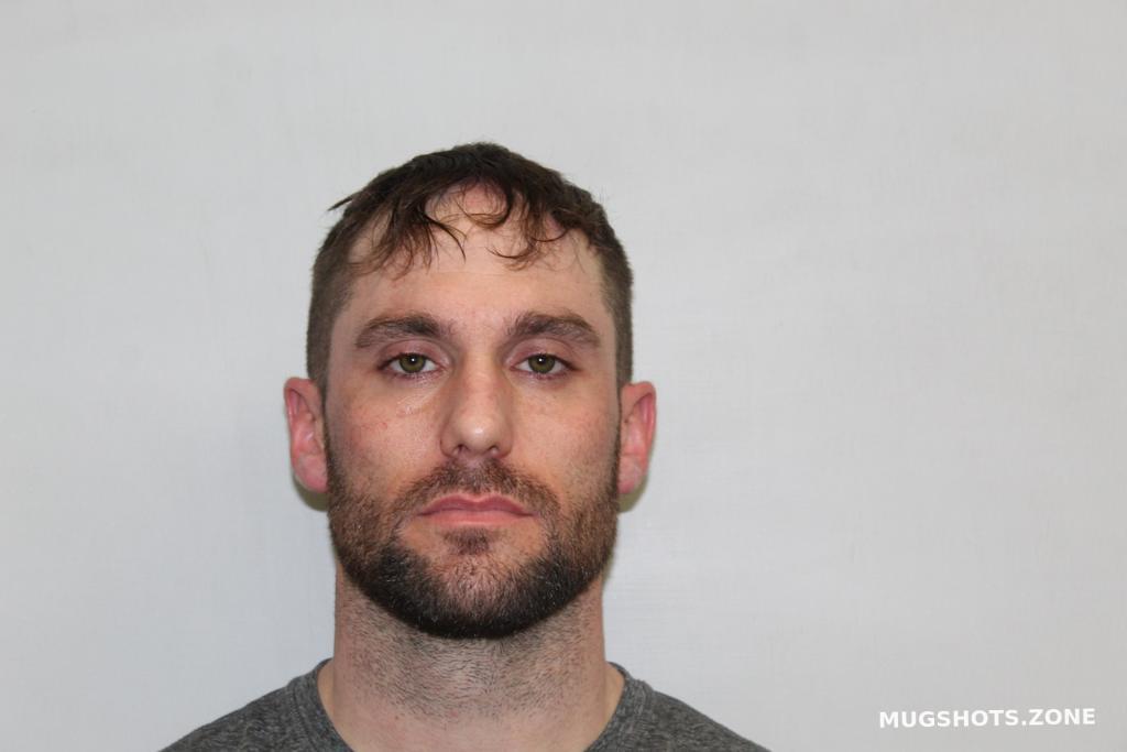 RATLIFF MARCUS TYLER 04/04/2022 - Darke County Mugshots Zone