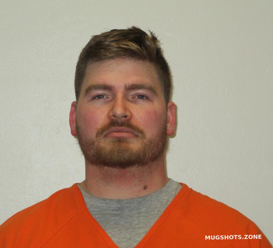 MOORE COREY M 12/02/2024 - Daviess Dekalb Regional Jail Mugshots Zone