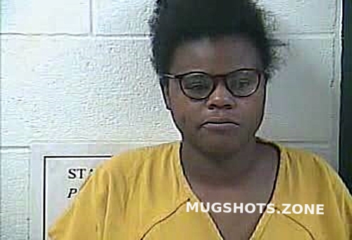 FOSTER ALECIA DENISE 08/22/2022 - Daviess County Mugshots Zone