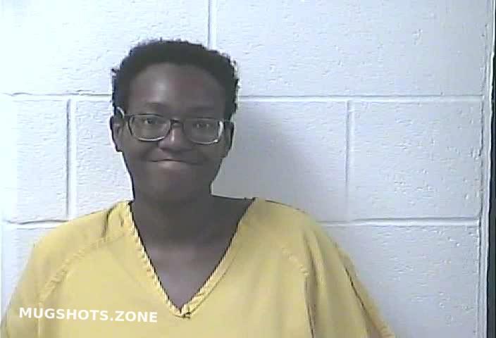 HUTCHINSON IEASHA JAILIN 09/22/2025 - Daviess County Mugshots Zone