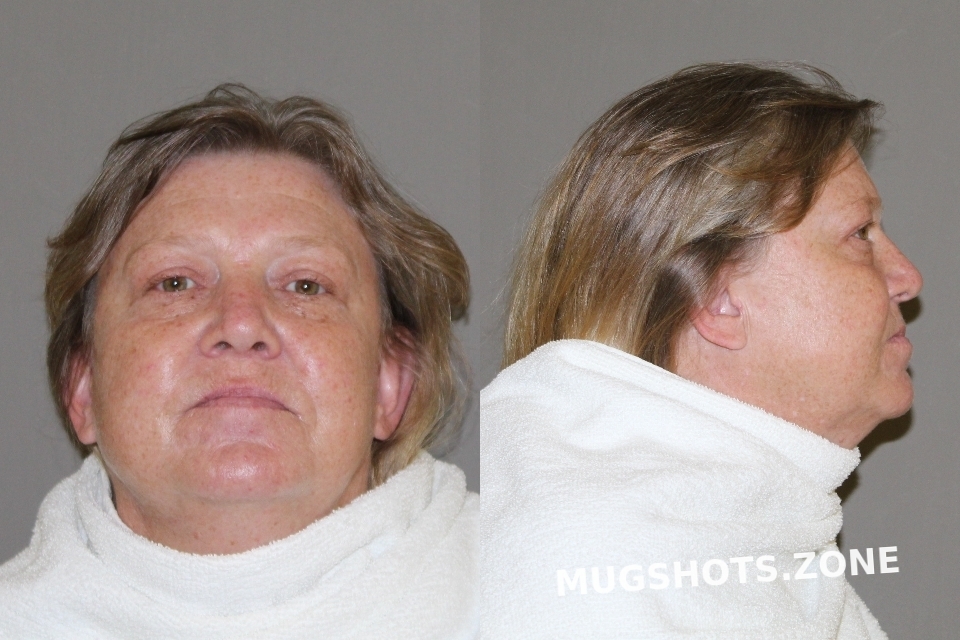 REEDER LESLIE MASHELL 01/05/2021 - Denton County Mugshots Zone