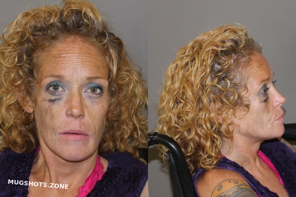 STARNS ROBIN TRACEY 05/24/2021 - Denton County Mugshots Zone