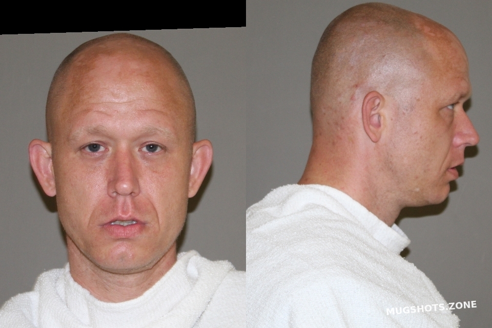 VAN CLEAVE EDWIN JACK 06/03/2021 - Denton County Mugshots Zone