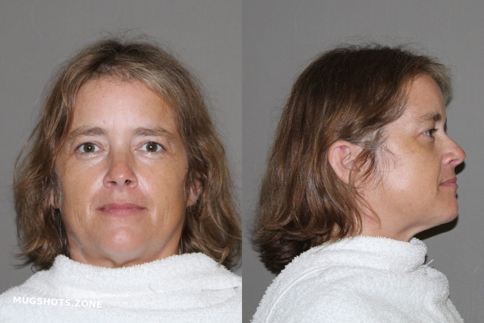 SWAIN ANGELA DANIELLE 09/29/2021 - Denton County Mugshots Zone