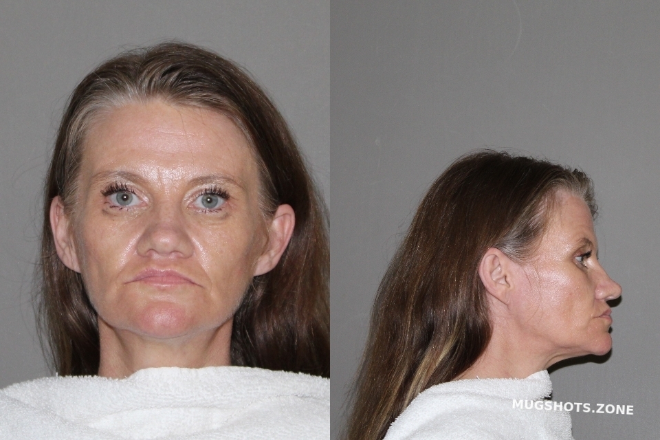 CAGLE TINA MARIE 11/04/2021 - Denton County Mugshots Zone