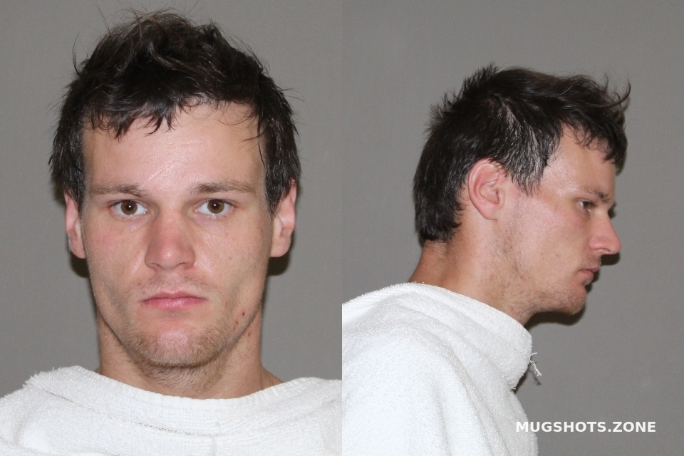 SELBY TRAVIS AUSTIN 11/15/2021 - Denton County Mugshots Zone