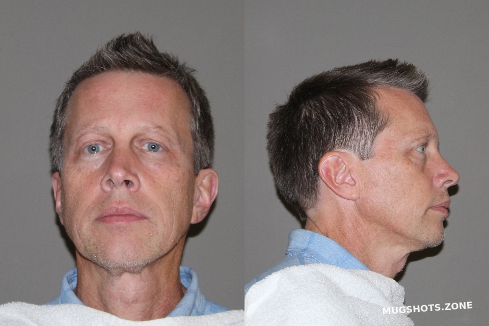 RAY JON ERIC 12/09/2021 - Denton County Mugshots Zone