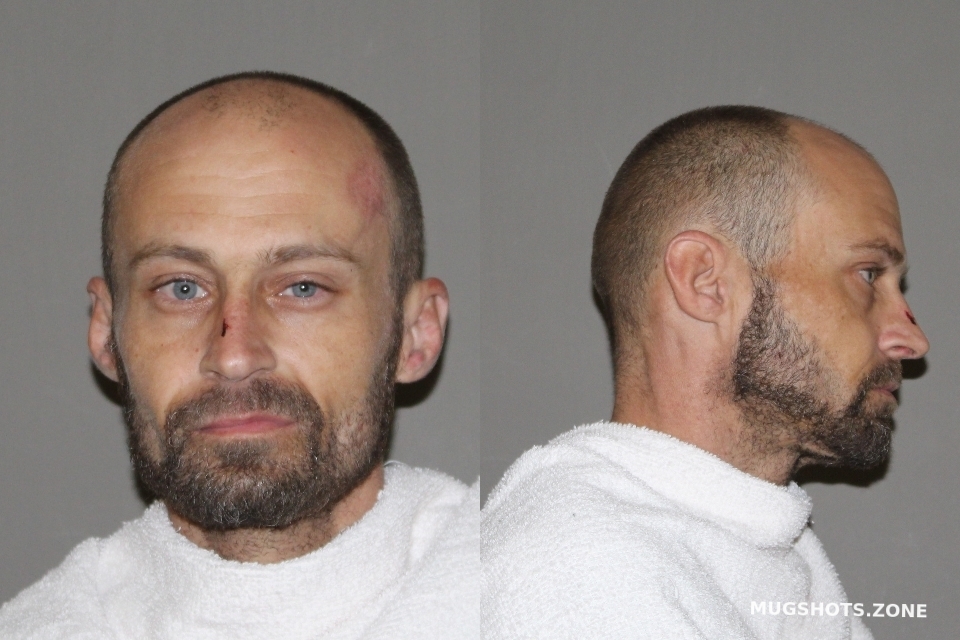 CLARK SHAWN ERIC 01/04/2022 - Denton County Mugshots Zone