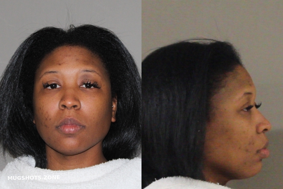 MOORE DANISHA DESHAWN 01/08/2022 - Denton County Mugshots Zone