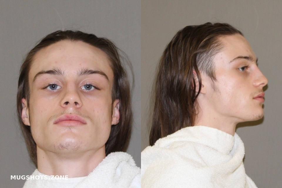 OFFUTT TYLER WAYNE 02/07/2022 - Denton County Mugshots Zone